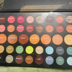 Morphe | Makeup | 2 Large Morphe Pallets | Poshmark